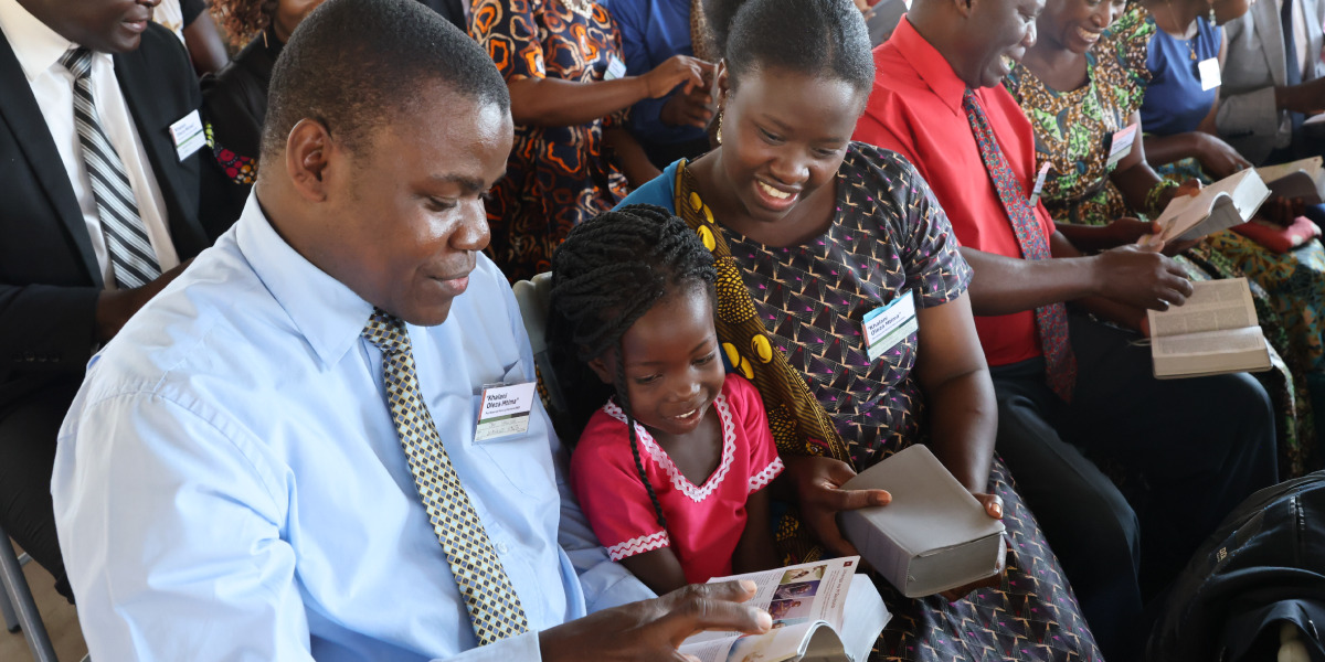 Baibulo la Chichewa —Kutulutsidwa kwa Baibulo la Dziko Latsopano la ...