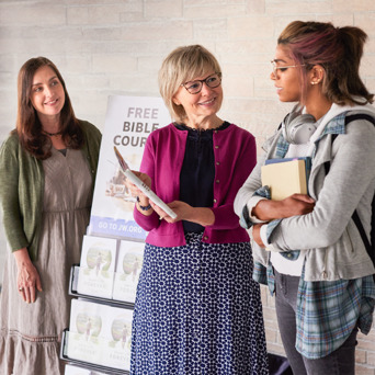 Find Comfort in Jehovah’s Approval | Watchtower Study