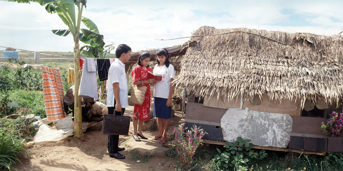Naglilingkod kay Jehova Kahit Mahirap ang Buhay