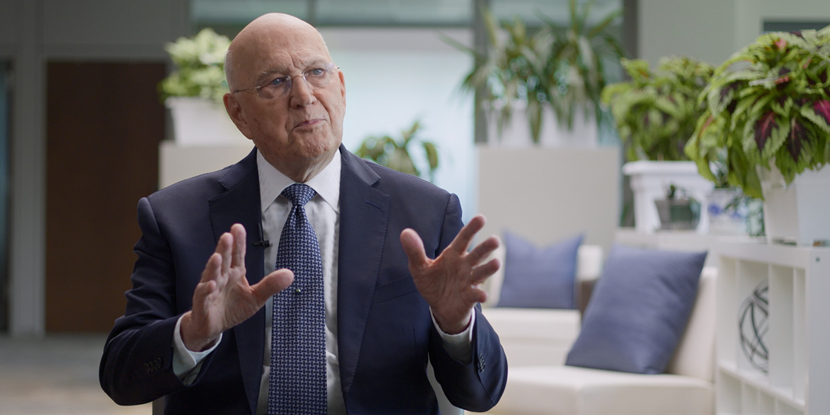 Tràiler: Jehovà ens guia pel camí de la pau