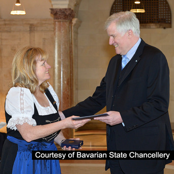 Germany Awards Order of Merit to One of Jehovah’s Witnesses