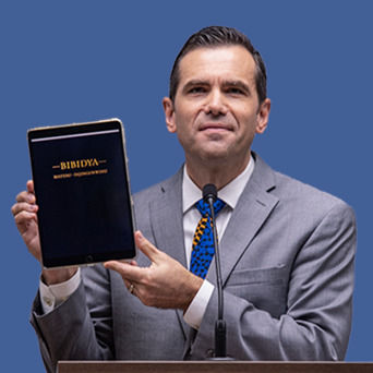 New World Translation of the Christian Greek Scriptures Released in ...