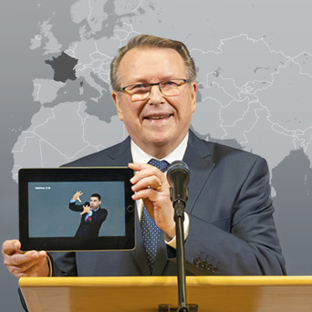 Book of Matthew Released in French Sign Language