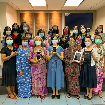 New World Translation of the Christian Greek Scriptures Released in Iban