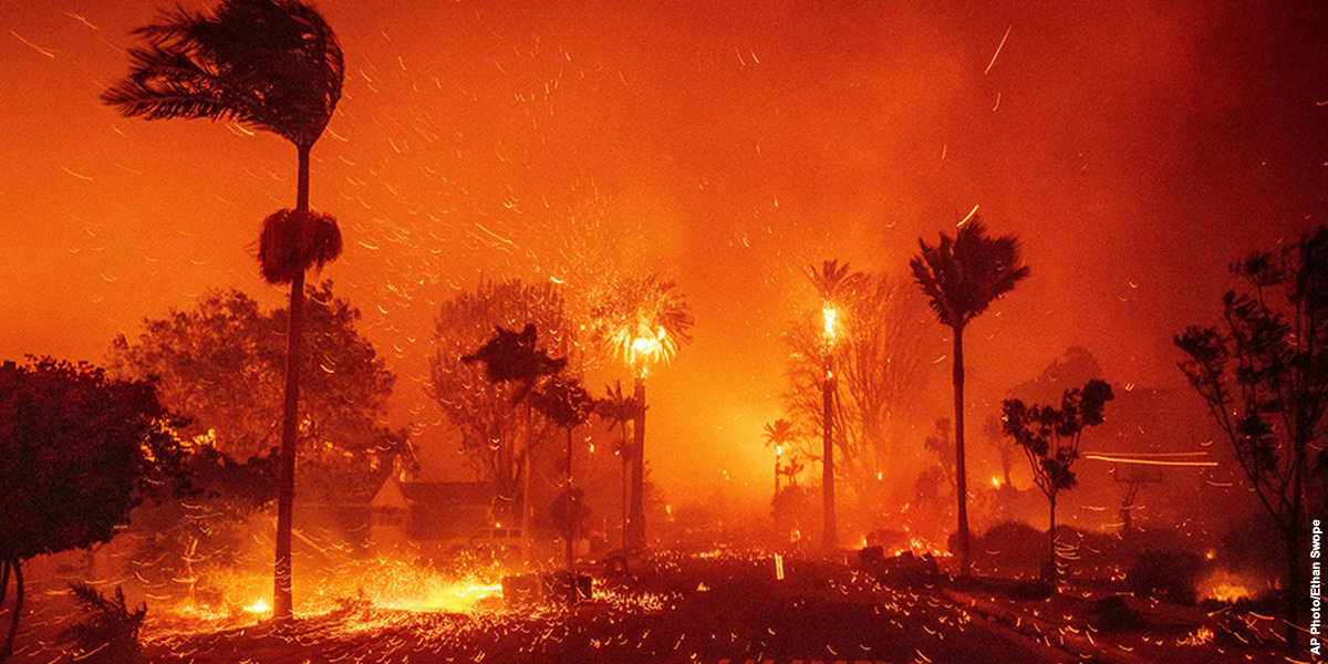 Gin-upos sang Madamo nga Wildfire ang Southern California, U.S.A.